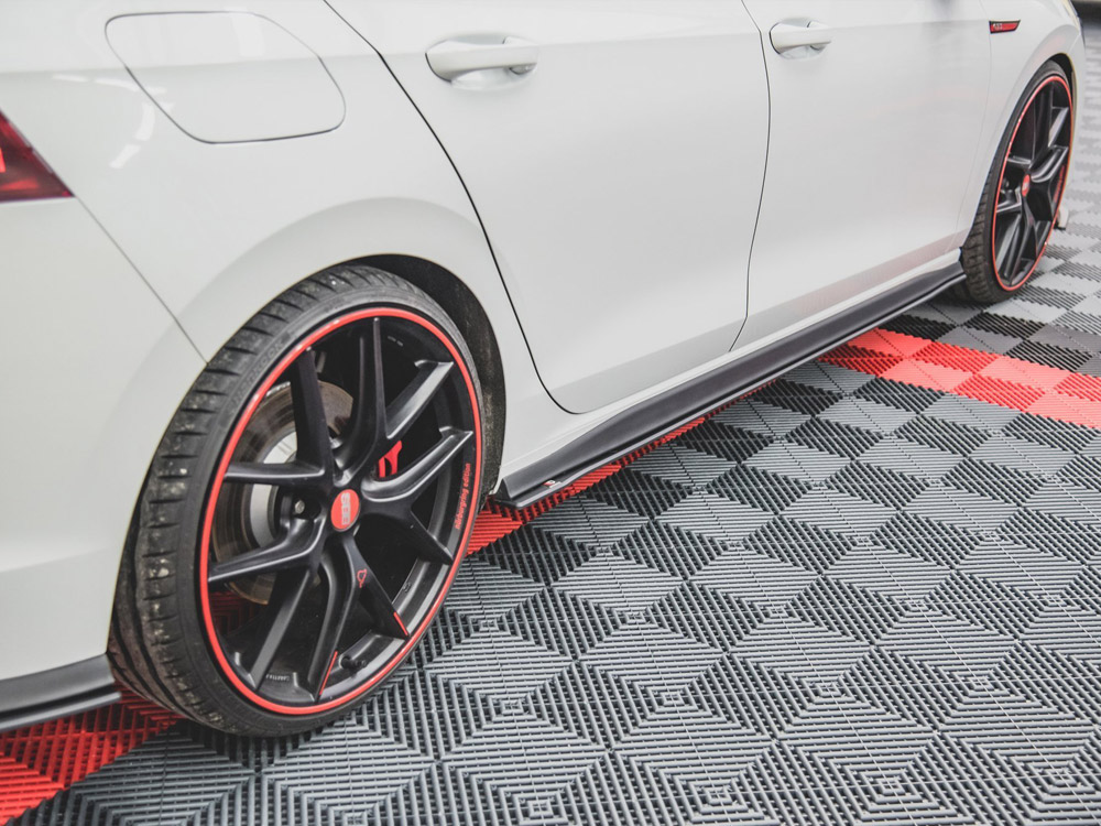 MAXTON DESIGN RACING DURABILITY SIDE SKIRTS DIFFUSERS VW GOLF 8 GTI ...